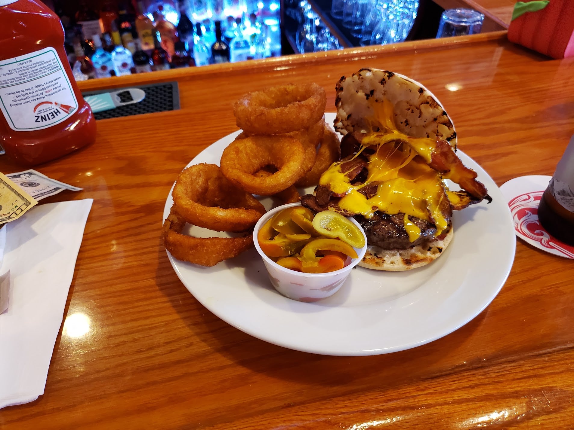 Trackside Bar & Grill – Trackside Bar & Grill